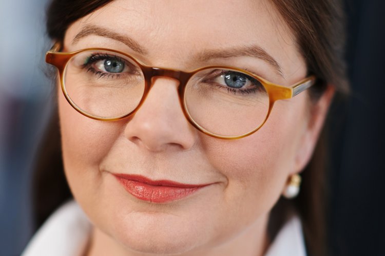 PRReport | Ingrid M. Haas verlässt Vodafone