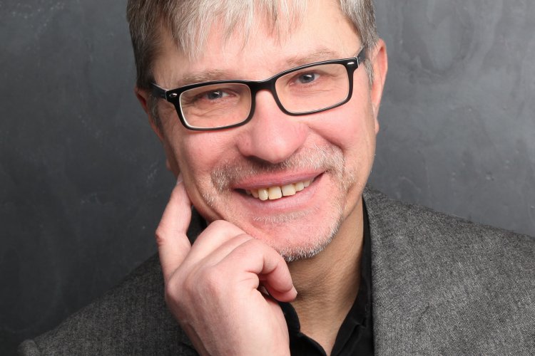 PRReport | Michael Kalthoff-Mahnke geht unter die freien Berater