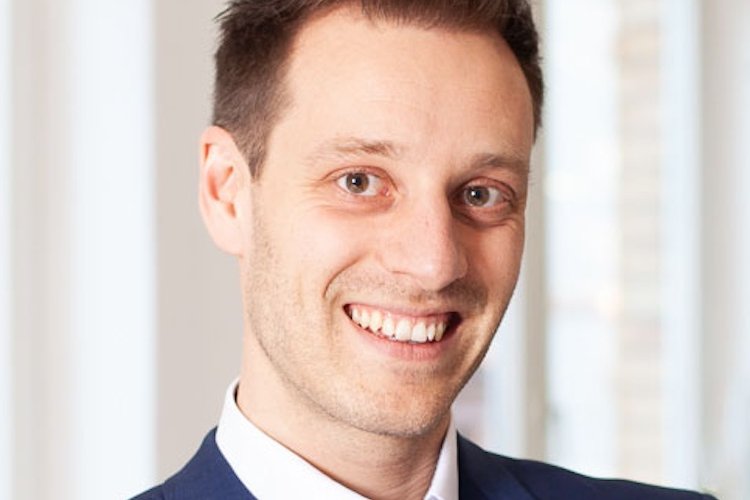 PRReport | Matthias Bucher wird für Instinctif Partners aktiv