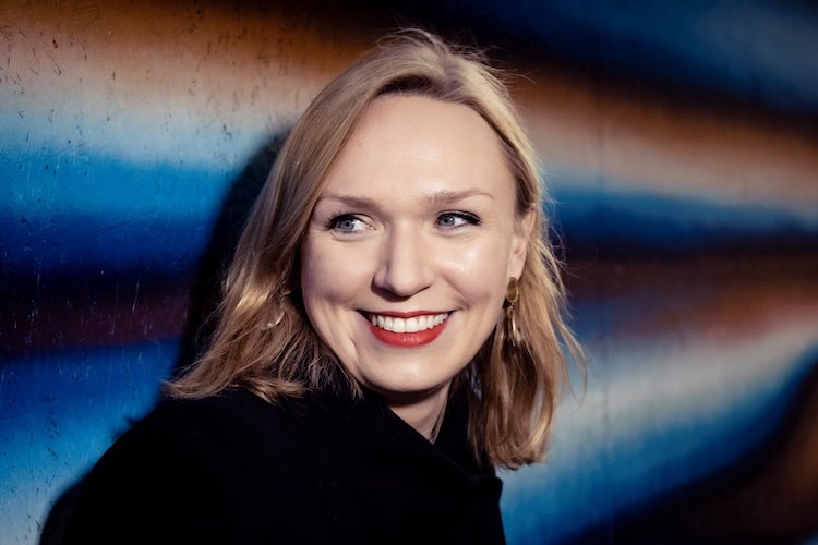 PRReport | APCO stellt Laura Hartmann ein